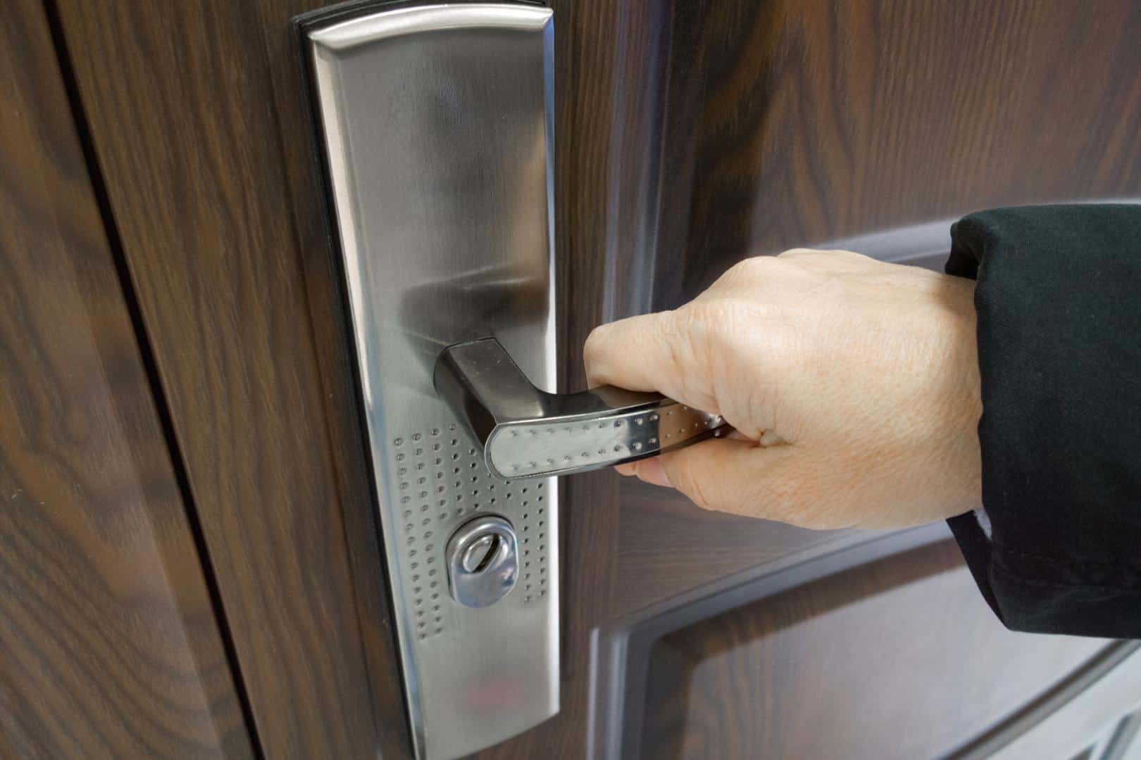 Lockout Services | Hall Locks: Locksmith, Bowmanville, Oshawa, Newcastle
